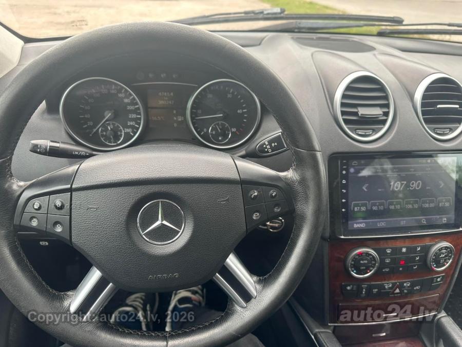 Grey Mercedes-Benz M-Class 2006 in Narva, with an engine capacity of 3.00 L and mileage of 380 thousand km for 2999 €, photo 17 on AUTOMOTO.COM.LV