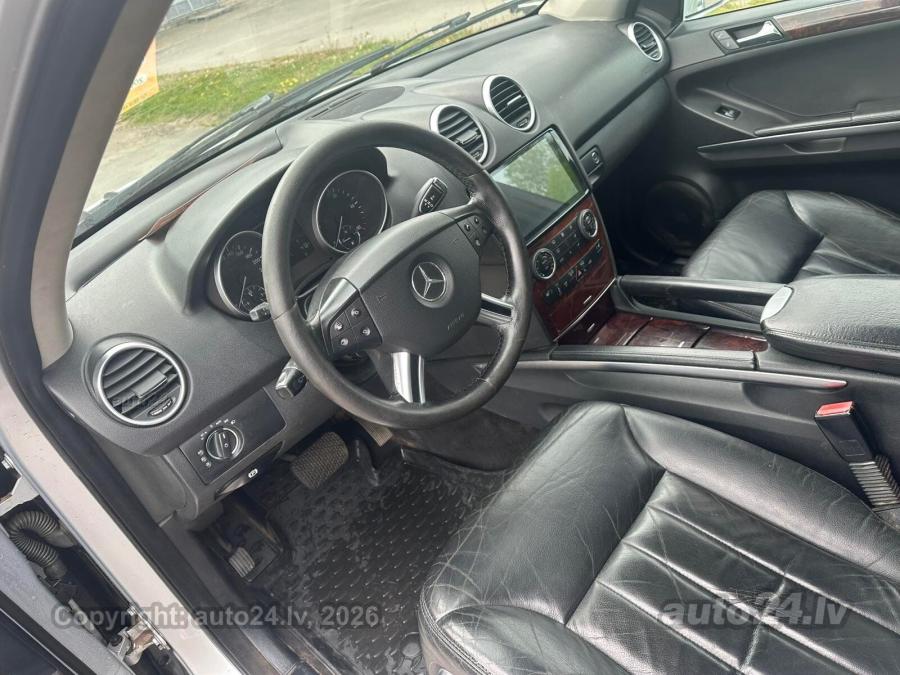 Grey Mercedes-Benz M-Class 2006 in Narva, with an engine capacity of 3.00 L and mileage of 380 thousand km for 2999 €, photo 18 on AUTOMOTO.COM.LV