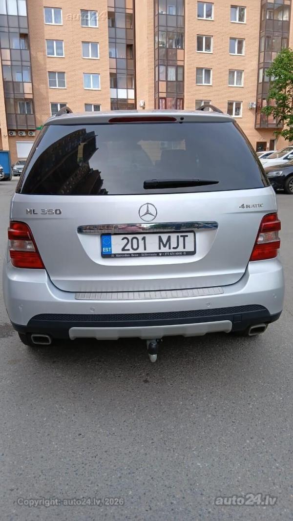 Pelēks Mercedes-Benz M-Class 2007 Narva, ar dzinēja tilpumu 3.50 L un nobraukumu 167 tūkst. km par 5200 €, foto 3 vietnē AUTOMOTO.COM.LV