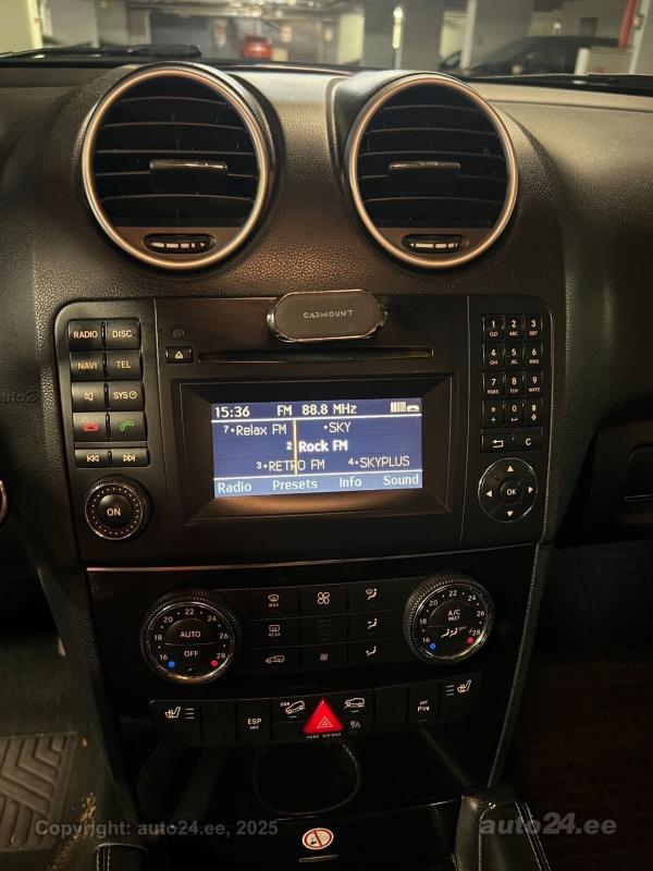 Sarkans Mercedes-Benz M-Class 2010 Tallina, ar dzinēja tilpumu 3.00 L un nobraukumu 351 tūkst. km par 10000 €, foto 11 vietnē AUTOMOTO.COM.LV
