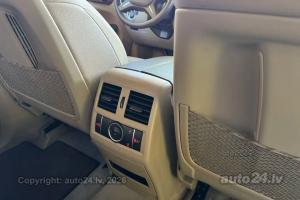 Sarkans Mercedes-Benz M-Class 2015 Tallina, ar dzinēja tilpumu 3.50 L un nobraukumu 147 tūkst. km par 23495 €, foto 9 vietnē AUTOMOTO.COM.LV