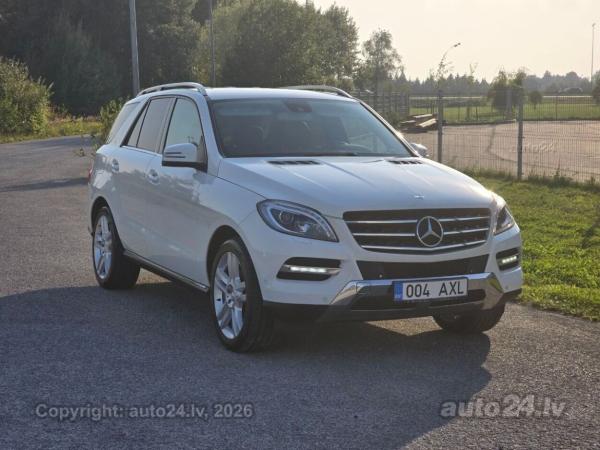 Balts Mercedes-Benz M-Class 2012 Tallina, ar dzinēja tilpumu 2.10 L un nobraukumu 279 tūkst. km par 13999 €, foto 9 vietnē AUTOMOTO.COM.LV