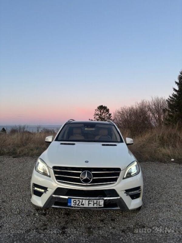 Balts Mercedes-Benz M-Class 2013 Tallina, ar dzinēja tilpumu 3.00 L un nobraukumu 0 tūkst. km par 17000 €, foto 2 vietnē AUTOMOTO.COM.LV