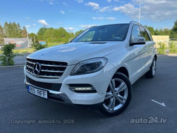 White Mercedes-Benz M-Class 2013 in Tallinn, with an engine capacity of 2.10 L and mileage of 248 thousand km for 15499 €, photo 10 on AUTOMOTO.COM.LV