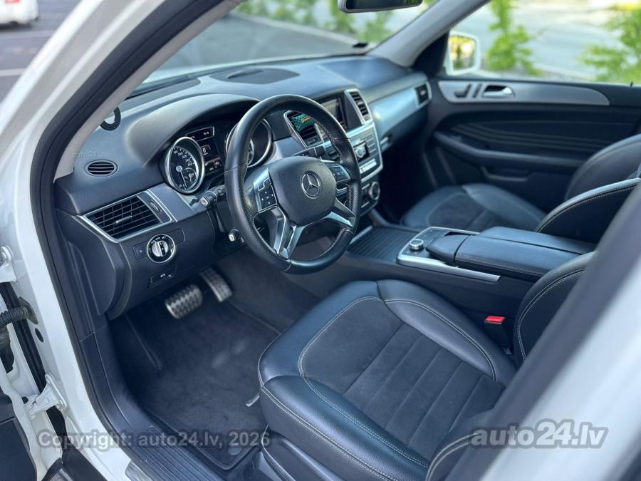 Balts Mercedes-Benz M-Class 2013 Tallina, ar dzinēja tilpumu 2.10 L un nobraukumu 248 tūkst. km par 15499 €, foto 13 vietnē AUTOMOTO.COM.LV