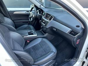Balts Mercedes-Benz M-Class 2013 Tallina, ar dzinēja tilpumu 2.10 L un nobraukumu 248 tūkst. km par 15499 €, foto 19 vietnē AUTOMOTO.COM.LV