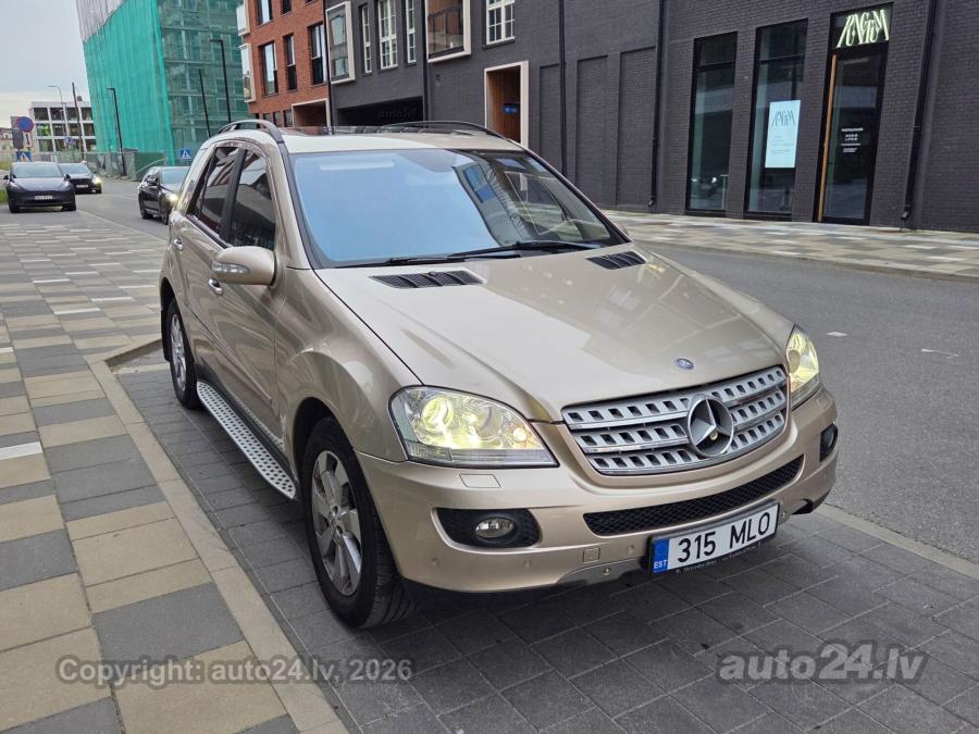 Dzeltens Mercedes-Benz M-Class 2006 Tallina, ar dzinēja tilpumu 5.00 L un nobraukumu 236 tūkst. km par 6900 €, foto 3 vietnē AUTOMOTO.COM.LV
