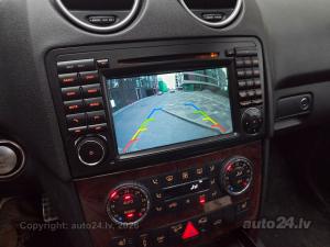 Dzeltens Mercedes-Benz M-Class 2006 Tallina, ar dzinēja tilpumu 5.00 L un nobraukumu 236 tūkst. km par 6900 €, foto 13 vietnē AUTOMOTO.COM.LV