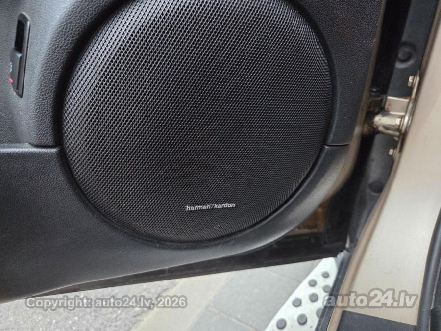 Dzeltens Mercedes-Benz M-Class 2006 Tallina, ar dzinēja tilpumu 5.00 L un nobraukumu 236 tūkst. km par 6900 €, foto 16 vietnē AUTOMOTO.COM.LV