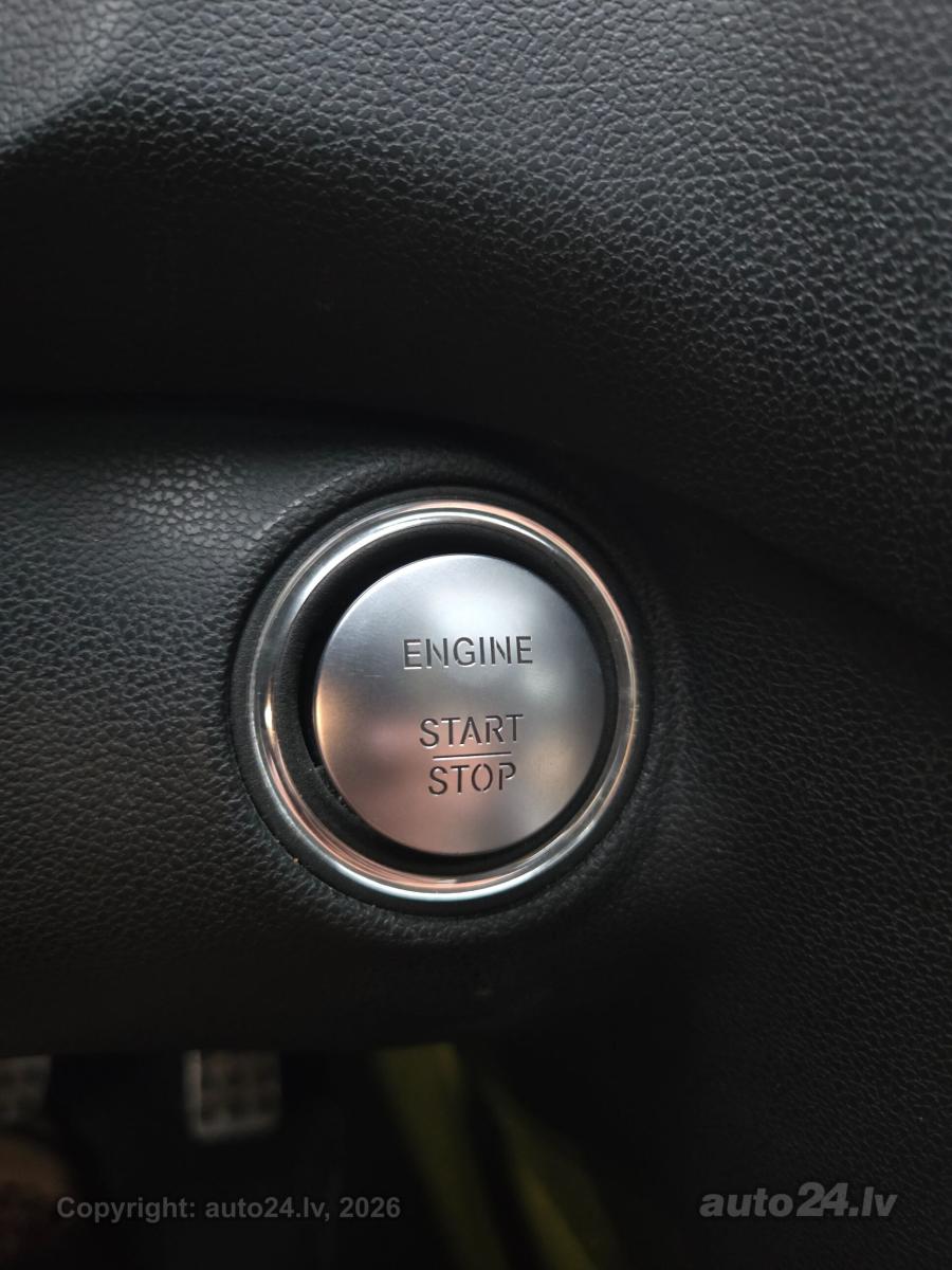 Dzeltens Mercedes-Benz M-Class 2006 Tallina, ar dzinēja tilpumu 5.00 L un nobraukumu 236 tūkst. km par 6900 €, foto 21 vietnē AUTOMOTO.COM.LV