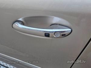 Dzeltens Mercedes-Benz M-Class 2006 Tallina, ar dzinēja tilpumu 5.00 L un nobraukumu 236 tūkst. km par 6900 €, foto 23 vietnē AUTOMOTO.COM.LV