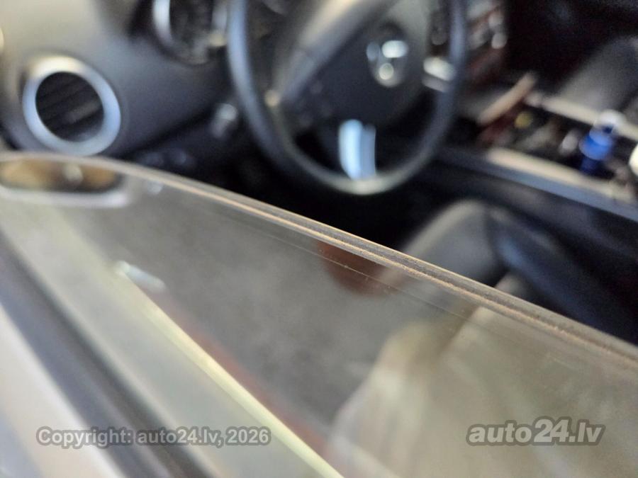 Dzeltens Mercedes-Benz M-Class 2006 Tallina, ar dzinēja tilpumu 5.00 L un nobraukumu 236 tūkst. km par 6900 €, foto 30 vietnē AUTOMOTO.COM.LV