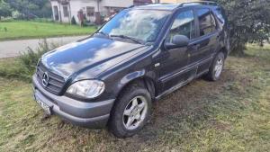 Blue Mercedes-Benz ml-230 1999 in Siauliai, with an engine capacity of 2.30 L and mileage of 334 thousand km for 2200 €, photo  on AUTOMOTO.COM.LV
