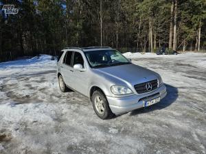 Mercedes-Benz ml-230 2000 Prienai, ar dzinēja tilpumu 2.30 L un nobraukumu 301 tūkst. km par 1850 €, foto  vietnē AUTOMOTO.COM.LV