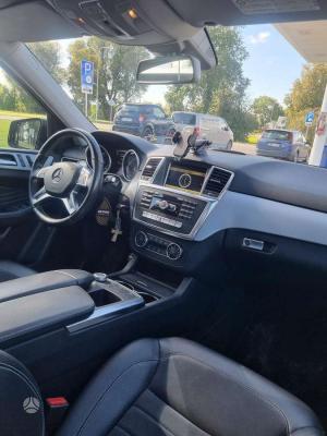 Melns Mercedes-Benz ML 250 2011 Tauragė, ar dzinēja tilpumu 2.14 L un nobraukumu 163 tūkst. km par 11400 €, foto 16 vietnē AUTOMOTO.COM.LV