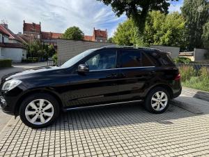 Melns Mercedes-Benz ML 250 2012 Klaipėda, ar dzinēja tilpumu 2.14 L un nobraukumu 290 tūkst. km par 12500 €, foto 5 vietnē AUTOMOTO.COM.LV