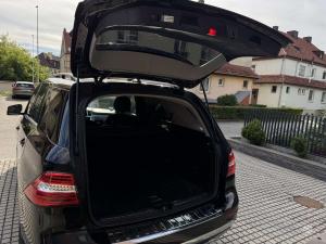 Melns Mercedes-Benz ML 250 2012 Klaipėda, ar dzinēja tilpumu 2.14 L un nobraukumu 290 tūkst. km par 12500 €, foto 9 vietnē AUTOMOTO.COM.LV