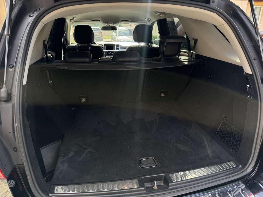 Melns Mercedes-Benz ML 250 2012 Klaipėda, ar dzinēja tilpumu 2.14 L un nobraukumu 290 tūkst. km par 12500 €, foto 10 vietnē AUTOMOTO.COM.LV