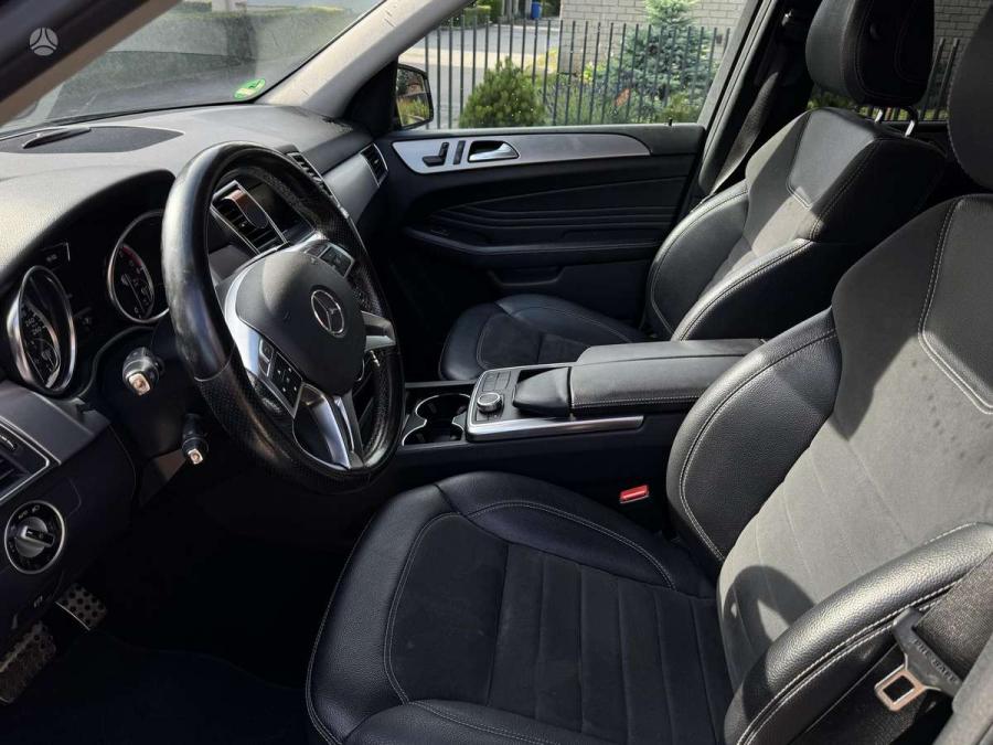 Melns Mercedes-Benz ML 250 2012 Klaipėda, ar dzinēja tilpumu 2.14 L un nobraukumu 290 tūkst. km par 12500 €, foto 15 vietnē AUTOMOTO.COM.LV