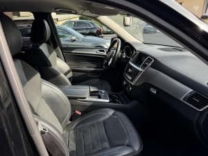 Melns Mercedes-Benz ML 250 2012 Klaipėda, ar dzinēja tilpumu 2.14 L un nobraukumu 290 tūkst. km par 12500 €, foto 22 vietnē AUTOMOTO.COM.LV