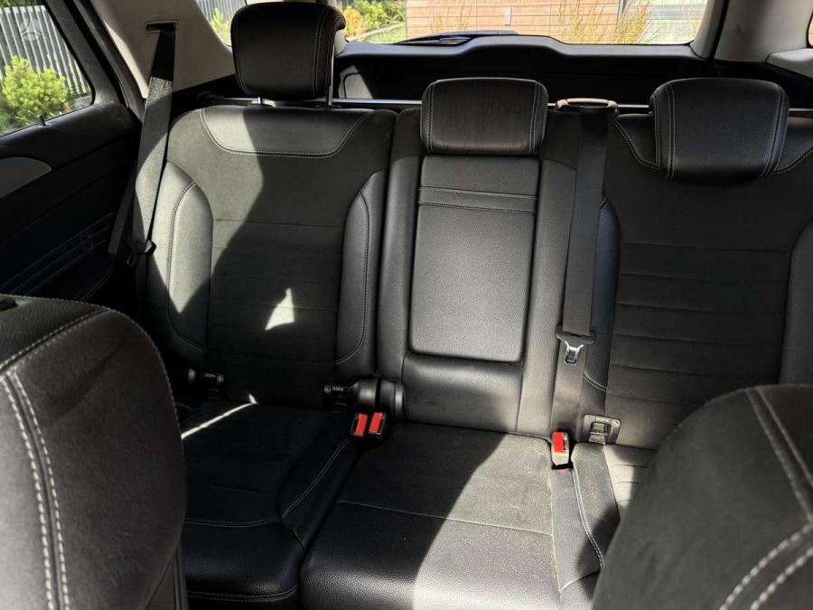 Melns Mercedes-Benz ML 250 2012 Klaipėda, ar dzinēja tilpumu 2.14 L un nobraukumu 290 tūkst. km par 12500 €, foto 25 vietnē AUTOMOTO.COM.LV