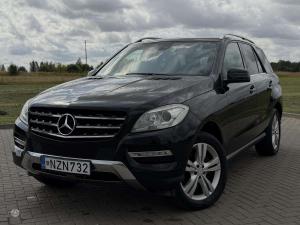 Melns Mercedes-Benz ML 250 2012 Rokiškis, ar dzinēja tilpumu 2.10 L un nobraukumu 340 tūkst. km par 8850 €, foto  vietnē AUTOMOTO.COM.LV