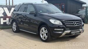 Black Mercedes-Benz ML 250 2012 in Liepaja, with an engine capacity of 2.20 L and mileage of 220 thousand km for 14650 €, photo 3 on AUTOMOTO.COM.LV