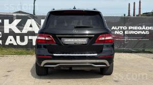 Black Mercedes-Benz ML 250 2012 in Liepaja, with an engine capacity of 2.20 L and mileage of 220 thousand km for 14650 €, photo 6 on AUTOMOTO.COM.LV