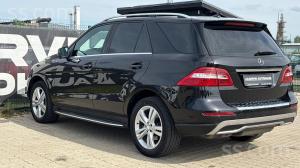 Black Mercedes-Benz ML 250 2012 in Liepaja, with an engine capacity of 2.20 L and mileage of 220 thousand km for 14650 €, photo 7 on AUTOMOTO.COM.LV