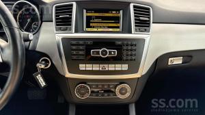 Black Mercedes-Benz ML 250 2012 in Liepaja, with an engine capacity of 2.20 L and mileage of 220 thousand km for 14650 €, photo 15 on AUTOMOTO.COM.LV