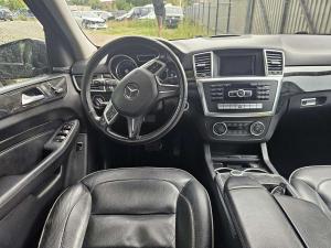 Melns Mercedes-Benz ML 250 2013 Šauļi, ar dzinēja tilpumu 2.14 L un nobraukumu 290 tūkst. km par 7900 €, foto 6 vietnē AUTOMOTO.COM.LV
