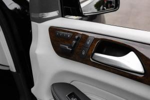 Black Mercedes-Benz ML 250 2014 in Jelgava, with an engine capacity of 2.20 L and mileage of 260 thousand km for 14500 €, photo 10 on AUTOMOTO.COM.LV