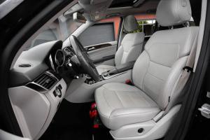 Black Mercedes-Benz ML 250 2014 in Jelgava, with an engine capacity of 2.20 L and mileage of 260 thousand km for 14500 €, photo 17 on AUTOMOTO.COM.LV