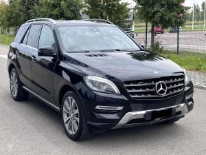 Melns Mercedes-Benz ML 250 2014 Klaipėda, ar dzinēja tilpumu 2.14 L un nobraukumu 278 tūkst. km par 10500 €, foto  vietnē AUTOMOTO.COM.LV