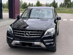 Melns Mercedes-Benz ML 250 2014 Klaipėda, ar dzinēja tilpumu 2.14 L un nobraukumu 278 tūkst. km par 10500 €, foto 6 vietnē AUTOMOTO.COM.LV