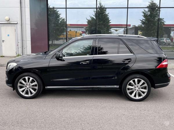 Melns Mercedes-Benz ML 250 2014 Klaipėda, ar dzinēja tilpumu 2.14 L un nobraukumu 278 tūkst. km par 10500 €, foto 9 vietnē AUTOMOTO.COM.LV