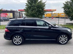 Melns Mercedes-Benz ML 250 2014 Klaipėda, ar dzinēja tilpumu 2.14 L un nobraukumu 278 tūkst. km par 10500 €, foto 17 vietnē AUTOMOTO.COM.LV