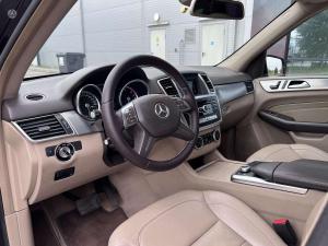 Melns Mercedes-Benz ML 250 2014 Klaipėda, ar dzinēja tilpumu 2.14 L un nobraukumu 278 tūkst. km par 10500 €, foto 18 vietnē AUTOMOTO.COM.LV