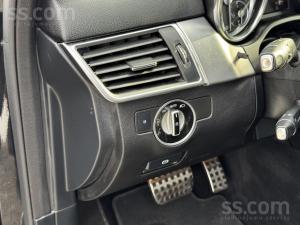 Black Mercedes-Benz ML 250 2015 in Riga, with an engine capacity of 2.20 L and mileage of 250 thousand km for 15250 €, photo 15 on AUTOMOTO.COM.LV