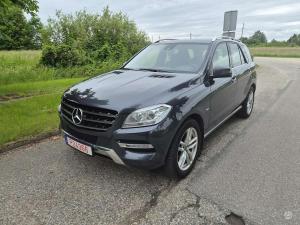 Blue Mercedes-Benz ML 250 2012 in Kaunas, with an engine capacity of 2.14 L and mileage of 263 thousand km for 9900 €, photo 6 on AUTOMOTO.COM.LV
