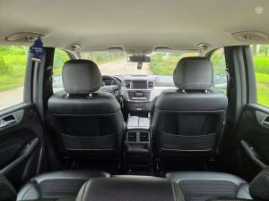 Blue Mercedes-Benz ML 250 2012 in Kaunas, with an engine capacity of 2.14 L and mileage of 263 thousand km for 9900 €, photo 12 on AUTOMOTO.COM.LV