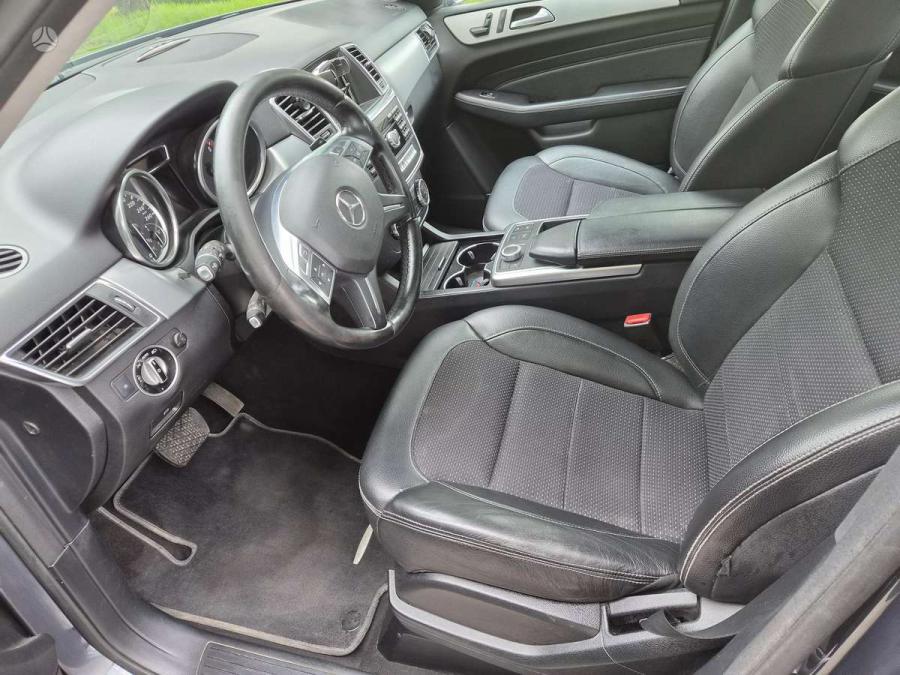 Blue Mercedes-Benz ML 250 2012 in Kaunas, with an engine capacity of 2.14 L and mileage of 263 thousand km for 9900 €, photo 14 on AUTOMOTO.COM.LV