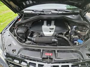 Blue Mercedes-Benz ML 250 2012 in Kaunas, with an engine capacity of 2.14 L and mileage of 263 thousand km for 9900 €, photo 18 on AUTOMOTO.COM.LV