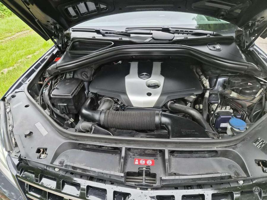 Blue Mercedes-Benz ML 250 2012 in Kaunas, with an engine capacity of 2.14 L and mileage of 263 thousand km for 9900 €, photo 18 on AUTOMOTO.COM.LV