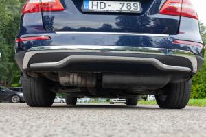 Zils Mercedes-Benz ML 250 2012 Rīga, ar dzinēja tilpumu 2.20 L un nobraukumu 299 tūkst. km par 10500 €, foto 5 vietnē AUTOMOTO.COM.LV
