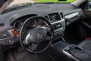 Zils Mercedes-Benz ML 250 2012 Rīga, ar dzinēja tilpumu 2.20 L un nobraukumu 299 tūkst. km par 10500 €, foto 6 vietnē AUTOMOTO.COM.LV