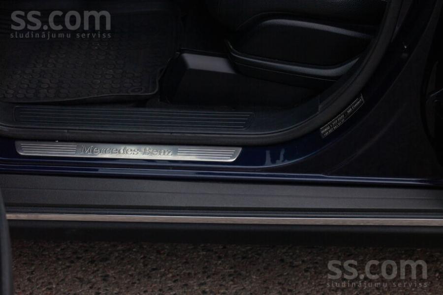 Zils Mercedes-Benz ML 250 2012 Rīga, ar dzinēja tilpumu 2.20 L un nobraukumu 299 tūkst. km par 10500 €, foto 11 vietnē AUTOMOTO.COM.LV