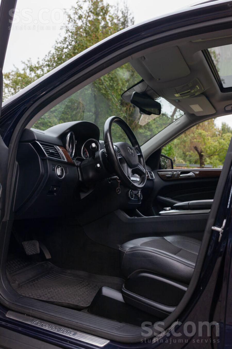 Zils Mercedes-Benz ML 250 2012 Rīga, ar dzinēja tilpumu 2.20 L un nobraukumu 299 tūkst. km par 9900 €, foto 18 vietnē AUTOMOTO.COM.LV