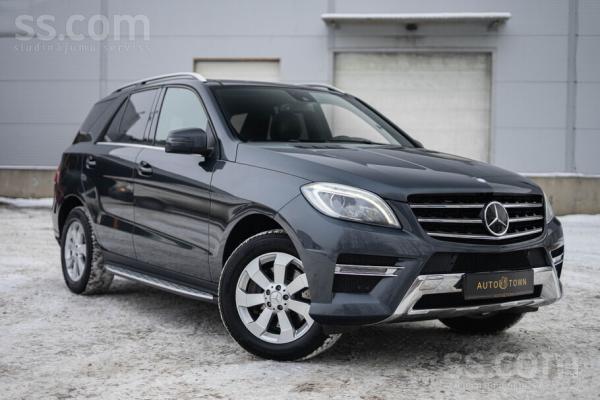 Zils Mercedes-Benz ML 250 2013 Rīga, ar dzinēja tilpumu 2.20 L un nobraukumu 300 tūkst. km par 13990 €, foto 4 vietnē AUTOMOTO.COM.LV