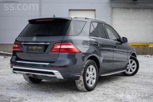 Zils Mercedes-Benz ML 250 2013 Rīga, ar dzinēja tilpumu 2.20 L un nobraukumu 300 tūkst. km par 13990 €, foto 9 vietnē AUTOMOTO.COM.LV